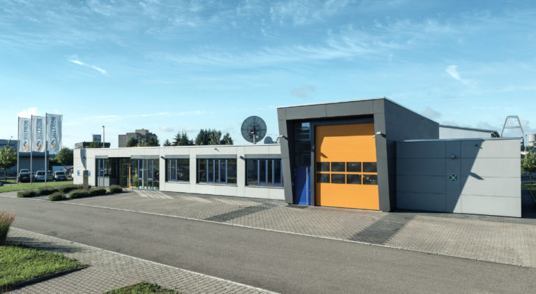 UPDATE: A debut from Hiltron — HMAM LEO high speed motorized tracking ...