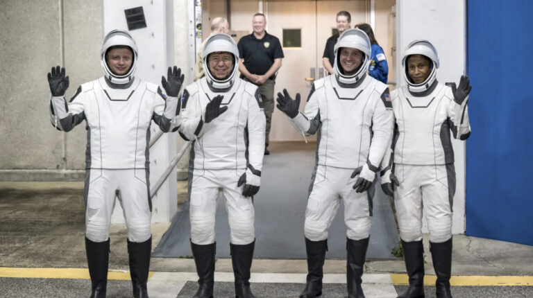 Crew-8 astronauts to support R&D projects during 6 month science ...